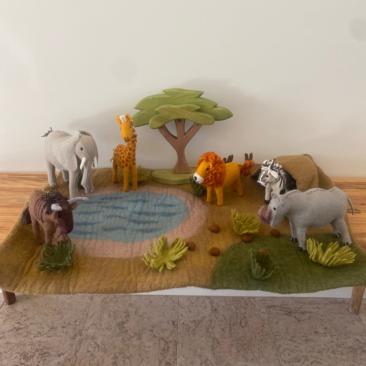 Safari Small World Play ELC Pack – Play to Learn